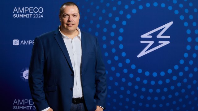 Българска платформа за зарядни станции привлече 26 млн. долара за ...